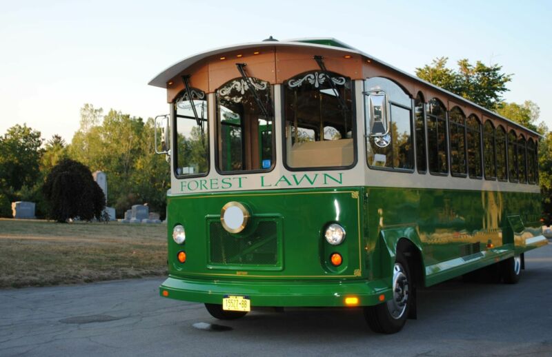 Trolley Tours - Forest Lawn
